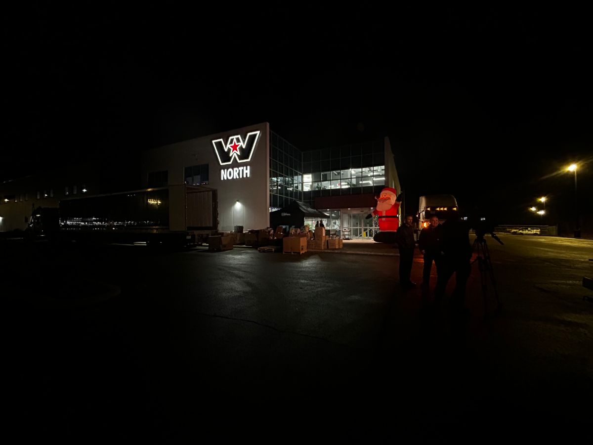 Acheson Christmas Campaign - Acheson Business Association